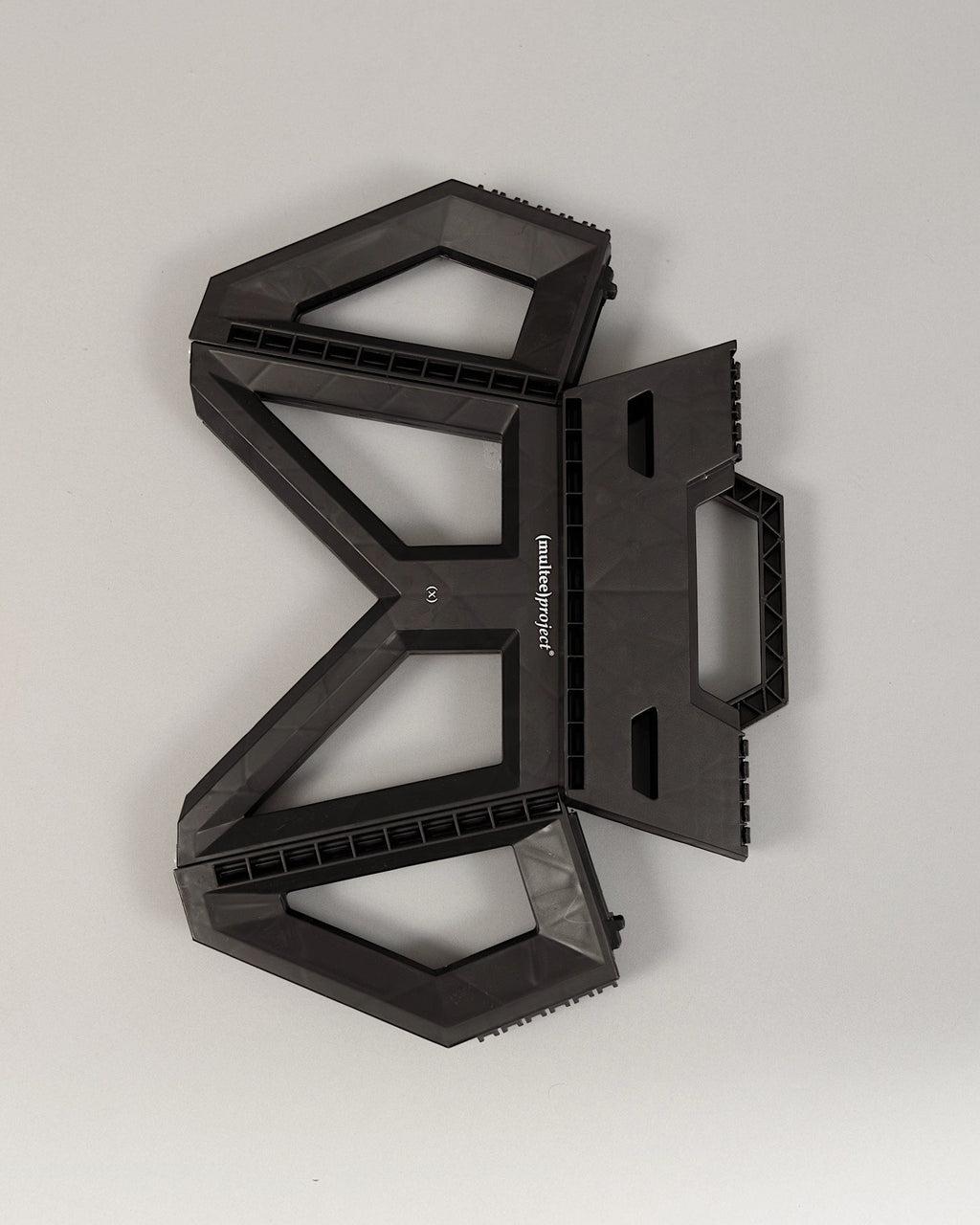 Foldable stool – (multee)project_TW